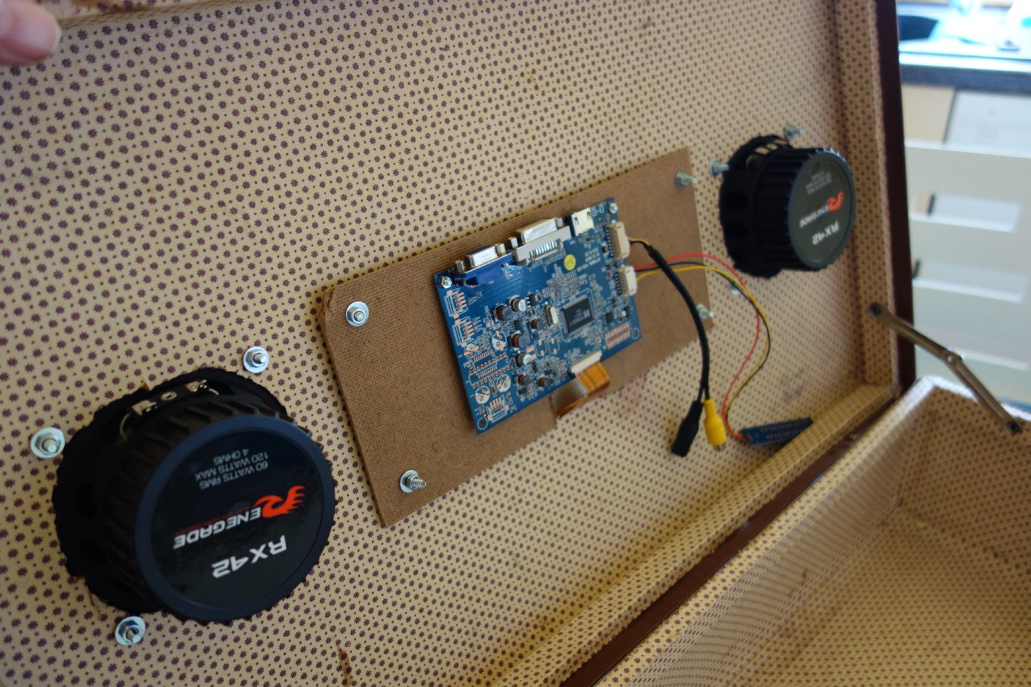 Raspberry Pi als Boombox – mikespace.de